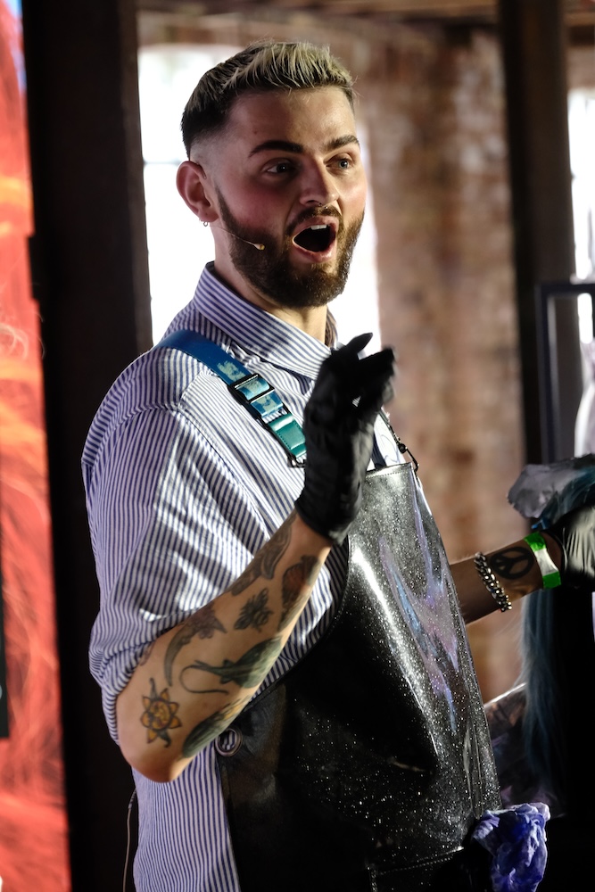 Spectrum One X Connor: Masterclass - Hairclips.tv